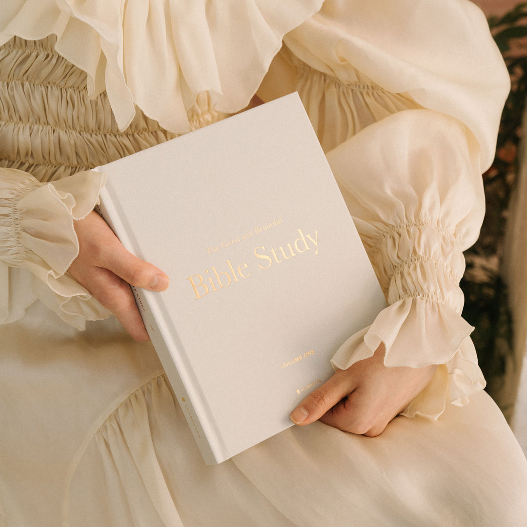Alabaster Co | Beautiful Bibles and Books on Creativity and Faith