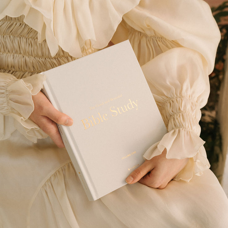 Alabaster Co | Beautiful Bibles and Books on Creativity and Faith